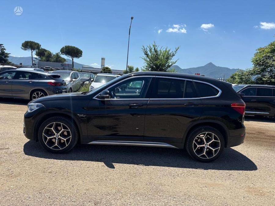 Black BMW X1 2018 in Siauliai, with an engine capacity of 2.00 L and mileage of 230 thousand km for 11700 €, photo 9 on AUTOMOTO.COM.LV
