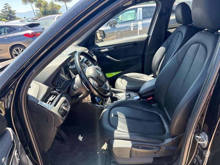 Black BMW X1 2018 in Siauliai, with an engine capacity of 2.00 L and mileage of 230 thousand km for 11700 €, photo 11 on AUTOMOTO.COM.LV