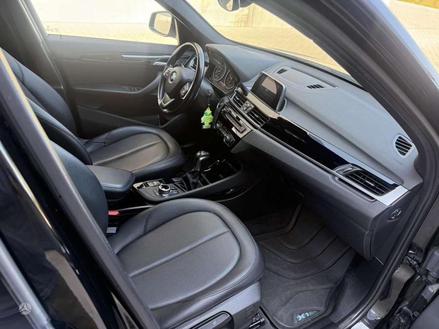 Melns BMW X1 2018 Šauļi, ar dzinēja tilpumu 2.00 L un nobraukumu 230 tūkst. km par 11700 €, foto 11 vietnē AUTOMOTO.COM.LV