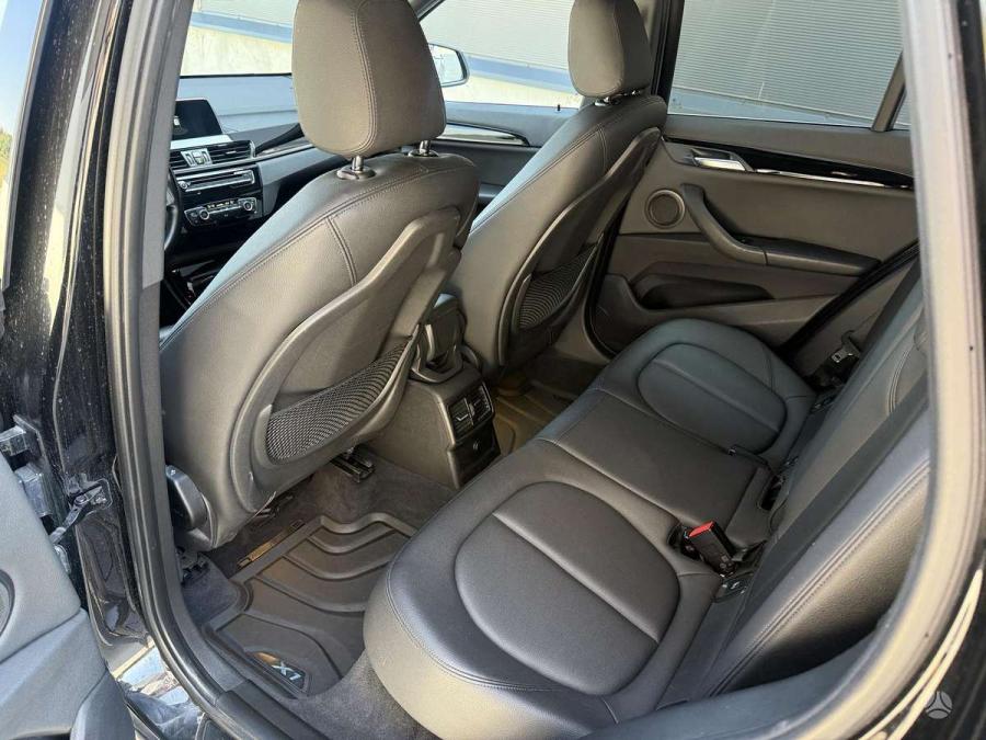 Melns BMW X1 2018 Šauļi, ar dzinēja tilpumu 2.00 L un nobraukumu 230 tūkst. km par 11700 €, foto 17 vietnē AUTOMOTO.COM.LV