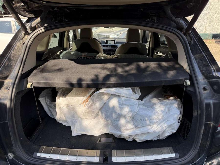 Melns BMW X1 2018 Šauļi, ar dzinēja tilpumu 2.00 L un nobraukumu 168 tūkst. km par 14200 €, foto 11 vietnē AUTOMOTO.COM.LV
