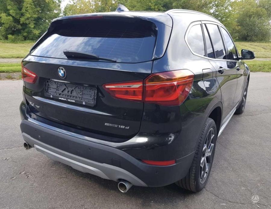 Melns BMW X1 2018 Šauļi, ar dzinēja tilpumu 2.00 L un nobraukumu 168 tūkst. km par 13900 €, foto 5 vietnē AUTOMOTO.COM.LV