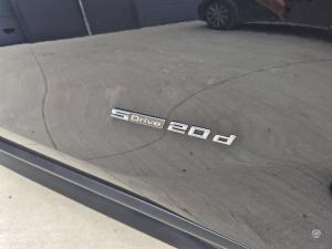 Black BMW X1 2018 in Utena, with an engine capacity of 2.00 L and mileage of 226 thousand km for 12490 €, photo 11 on AUTOMOTO.COM.LV