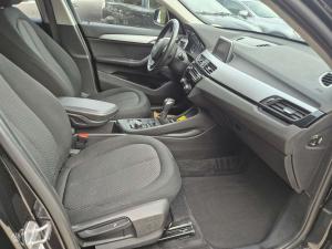 Black BMW X1 2018 in Utena, with an engine capacity of 2.00 L and mileage of 226 thousand km for 12490 €, photo 18 on AUTOMOTO.COM.LV