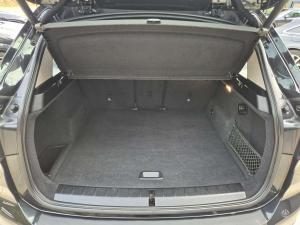 Black BMW X1 2018 in Utena, with an engine capacity of 2.00 L and mileage of 226 thousand km for 12490 €, photo 22 on AUTOMOTO.COM.LV