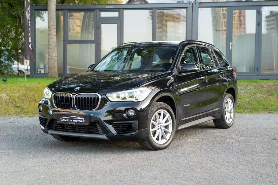 Black BMW X1 2018 in Vilnius, with an engine capacity of 2.00 L and mileage of 226 thousand km for 11900 €, photo 7 on AUTOMOTO.COM.LV