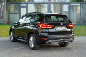 Black BMW X1 2018 in Vilnius, with an engine capacity of 2.00 L and mileage of 226 thousand km for 11900 €, photo 12 on AUTOMOTO.COM.LV