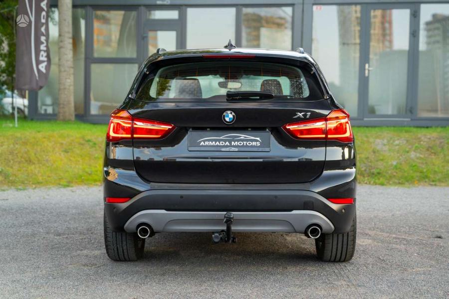 Black BMW X1 2018 in Vilnius, with an engine capacity of 2.00 L and mileage of 226 thousand km for 11900 €, photo 13 on AUTOMOTO.COM.LV