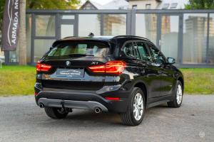 Black BMW X1 2018 in Vilnius, with an engine capacity of 2.00 L and mileage of 226 thousand km for 11900 €, photo 15 on AUTOMOTO.COM.LV