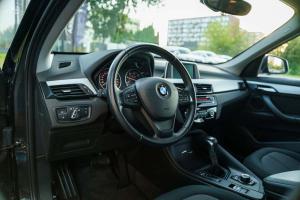 Black BMW X1 2018 in Vilnius, with an engine capacity of 2.00 L and mileage of 226 thousand km for 11900 €, photo 16 on AUTOMOTO.COM.LV