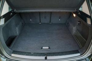 Black BMW X1 2018 in Vilnius, with an engine capacity of 2.00 L and mileage of 226 thousand km for 11900 €, photo 33 on AUTOMOTO.COM.LV