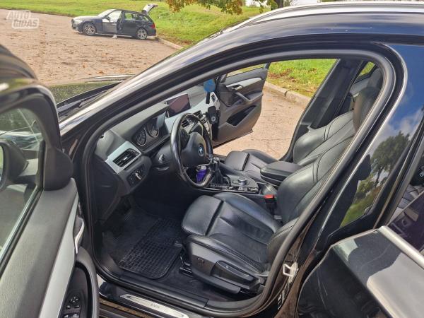 BMW X1 2018 in Kaunas on AUTOMOTO.COM.LV Black BMW X1 2018 in Kaunas, with an engine capacity of 2.00 L and mileage of 294 thousand km for 13800 €, photo 8 on AUTOMOTO.COM.LV