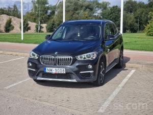 Melns BMW X1 2018 Liepāja, ar dzinēja tilpumu 1.50 L un nobraukumu 200 tūkst. km par 13350 €, foto 1 vietnē AUTOMOTO.COM.LV