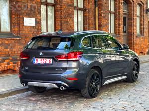 Black BMW X1 2019 in Riga, with an engine capacity of 2.00 L and mileage of 230 thousand km for 10000 €, photo 3 on AUTOMOTO.COM.LV