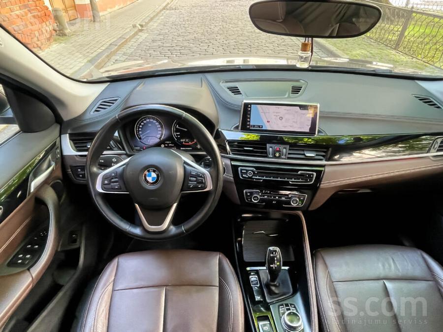 Black BMW X1 2019 in Riga, with an engine capacity of 2.00 L and mileage of 230 thousand km for 10000 €, photo 6 on AUTOMOTO.COM.LV