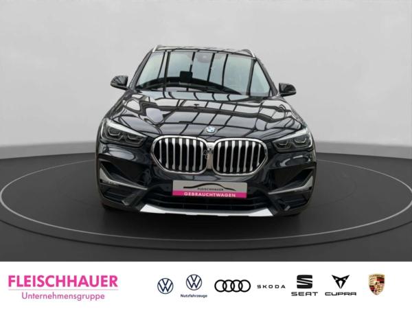 Black BMW X1 2019 in Kaunas, with an engine capacity of 2.00 L and mileage of 44 thousand km for 28559 €, photo 2 on AUTOMOTO.COM.LV