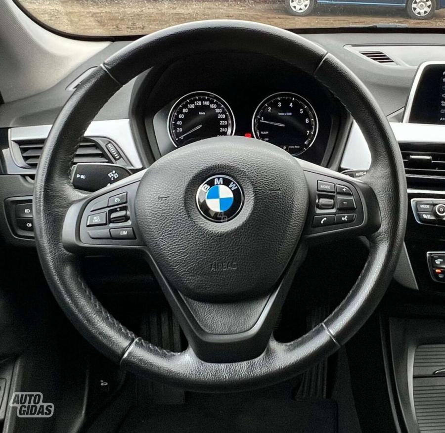 Black BMW X1 2019 in Kaunas, with an engine capacity of 2.00 L and mileage of 55 thousand km for 25489 €, photo 14 on AUTOMOTO.COM.LV