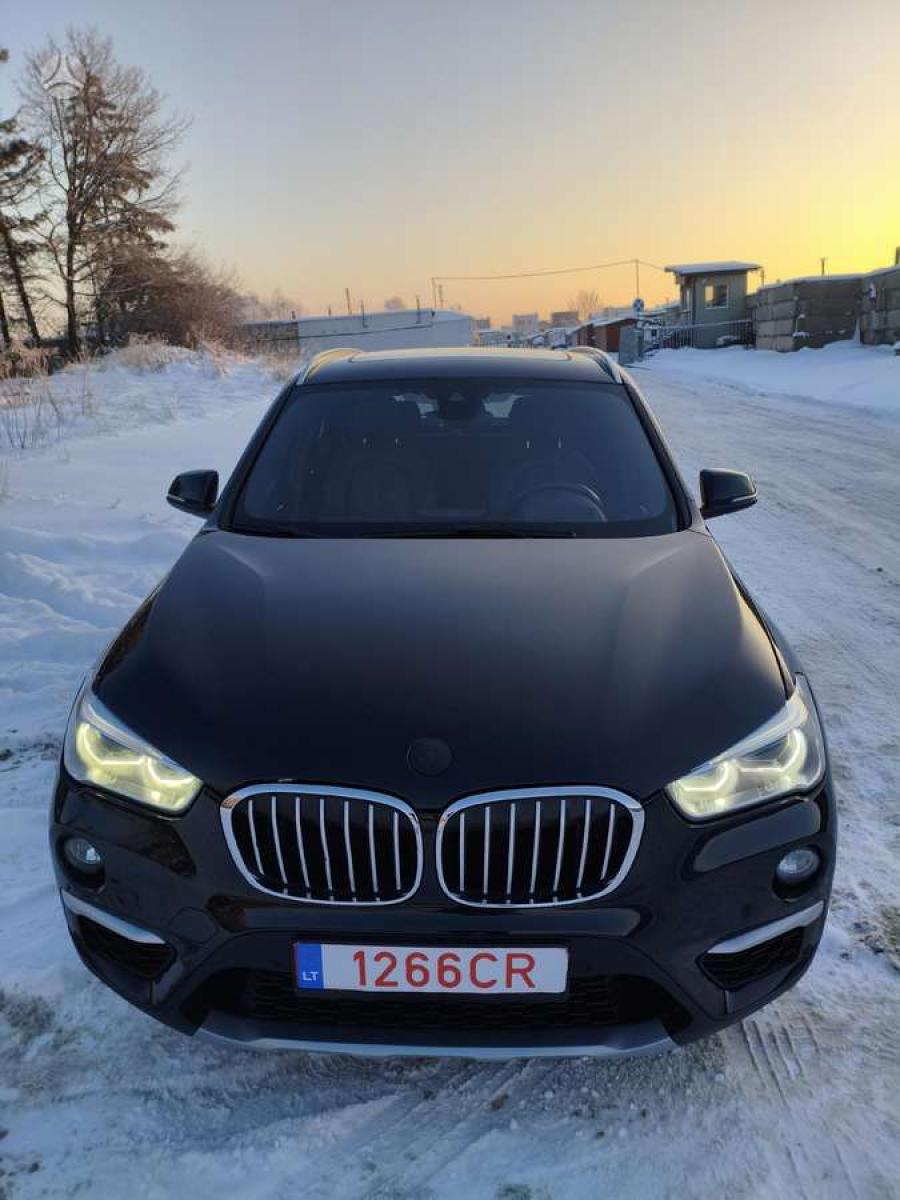 Black BMW X1 2019 in Kaunas, with an engine capacity of 2.00 L and mileage of 174 thousand km for 14900 €, photo 1 on AUTOMOTO.COM.LV