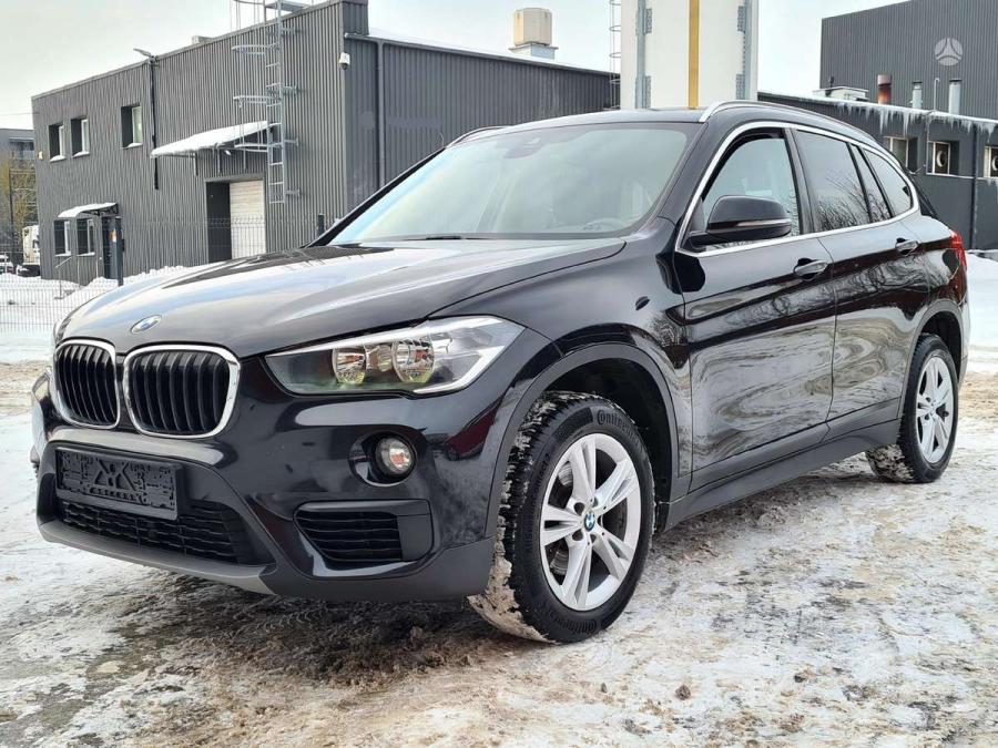 Black BMW X1 2019 in Kaunas, with an engine capacity of 2.00 L and mileage of 277 thousand km for 12500 €, photo 2 on AUTOMOTO.COM.LV