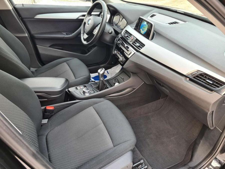 Black BMW X1 2019 in Kaunas, with an engine capacity of 2.00 L and mileage of 277 thousand km for 12500 €, photo 17 on AUTOMOTO.COM.LV