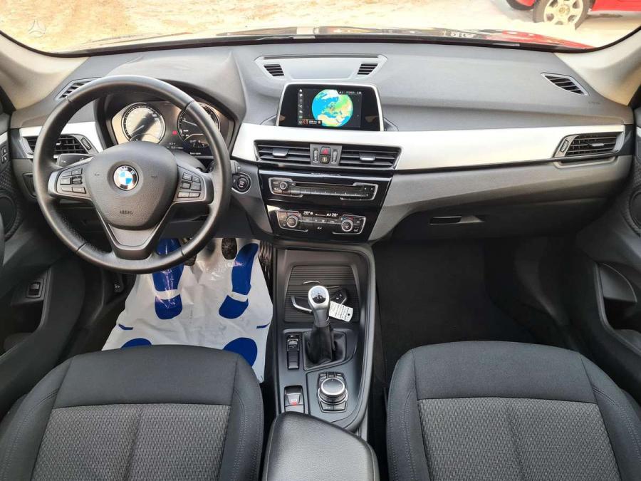 Black BMW X1 2019 in Kaunas, with an engine capacity of 2.00 L and mileage of 277 thousand km for 11990 €, photo 15 on AUTOMOTO.COM.LV