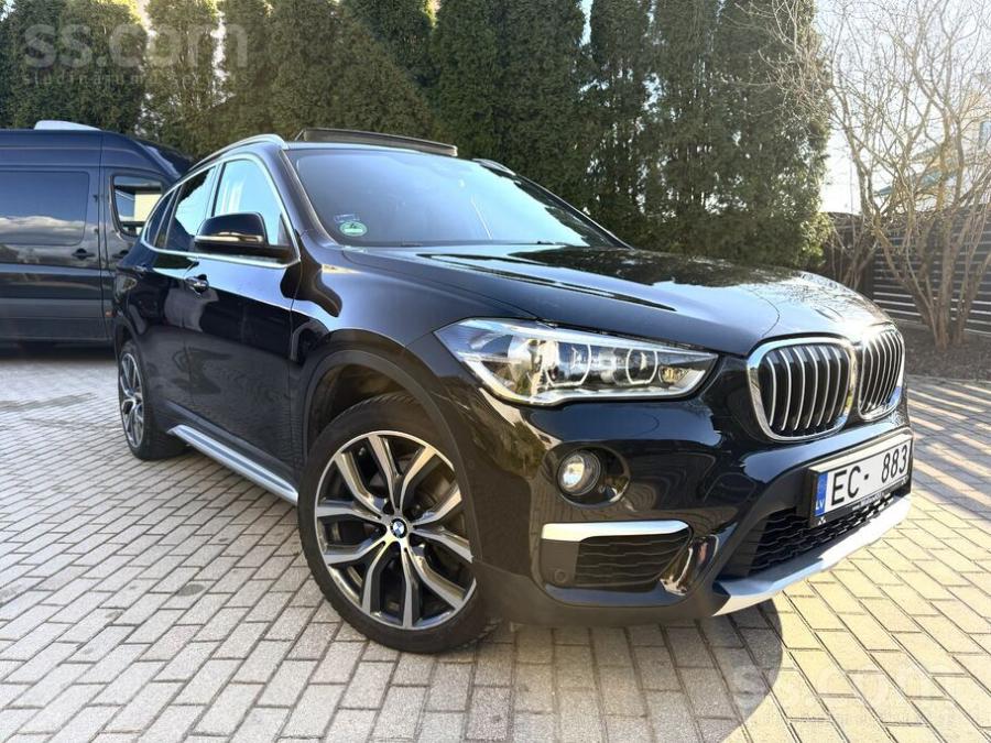 Black BMW X1 2019 in Riga, with an engine capacity of 2.00 L and mileage of 137 thousand km for 19500 €, photo 1 on AUTOMOTO.COM.LV