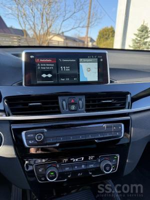 Black BMW X1 2019 in Riga, with an engine capacity of 2.00 L and mileage of 137 thousand km for 19500 €, photo 10 on AUTOMOTO.COM.LV