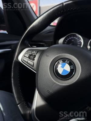 Black BMW X1 2019 in Riga, with an engine capacity of 2.00 L and mileage of 169 thousand km for 17100 €, photo 7 on AUTOMOTO.COM.LV