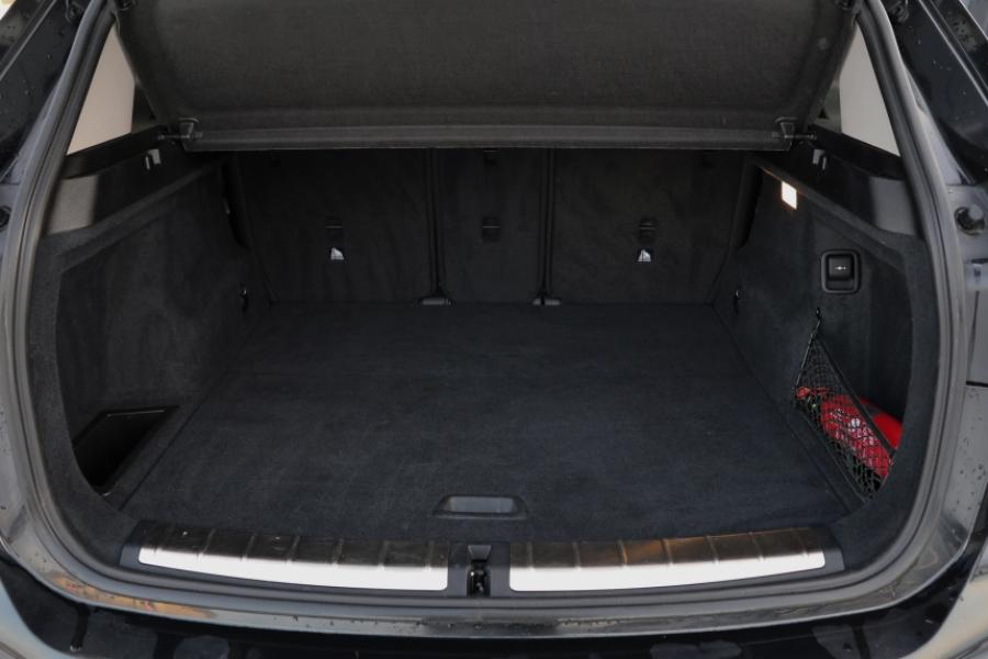 Melns BMW X1 2019 Rīga, ar dzinēja tilpumu 2.00 L un nobraukumu 95 tūkst. km par 18990 €, foto 21 vietnē AUTOMOTO.COM.LV