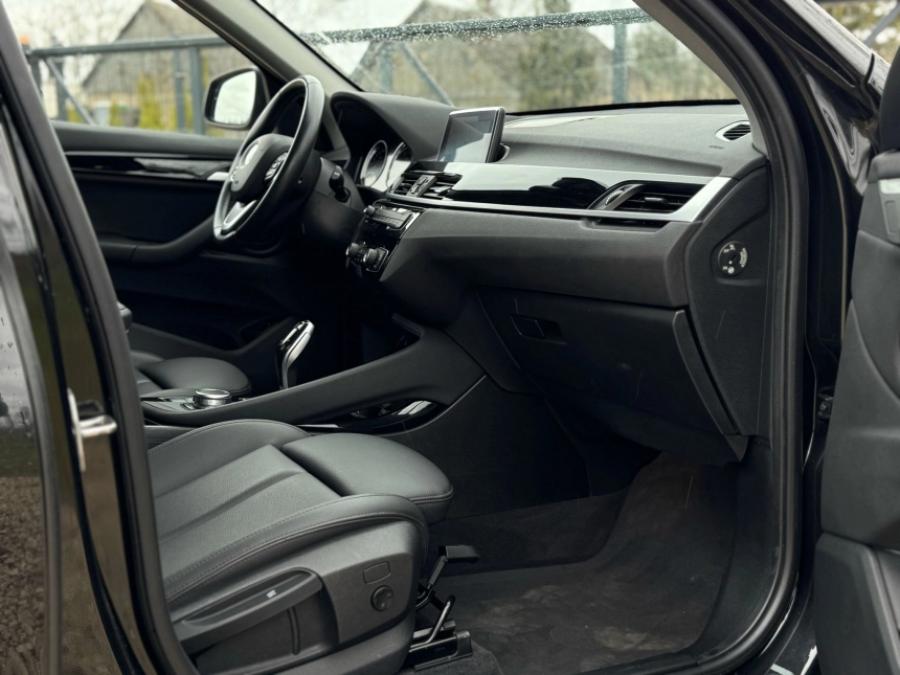 Melns BMW X1 2019 Rīga, ar dzinēja tilpumu 2.00 L un nobraukumu 95 tūkst. km par 18990 €, foto 26 vietnē AUTOMOTO.COM.LV