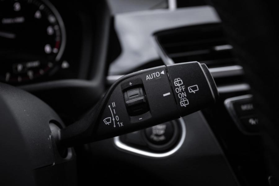 Melns BMW X1 2019 Rīga, ar dzinēja tilpumu 2.00 L un nobraukumu 95 tūkst. km par 18990 €, foto 35 vietnē AUTOMOTO.COM.LV