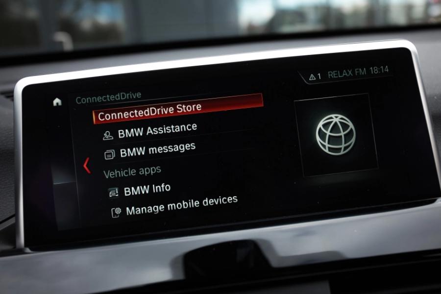 Melns BMW X1 2019 Rīga, ar dzinēja tilpumu 2.00 L un nobraukumu 95 tūkst. km par 18990 €, foto 39 vietnē AUTOMOTO.COM.LV