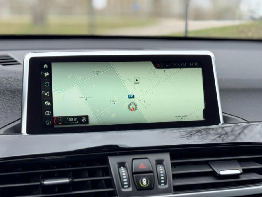 Melns BMW X1 2019 Rīga, ar dzinēja tilpumu 2.00 L un nobraukumu 95 tūkst. km par 18990 €, foto 44 vietnē AUTOMOTO.COM.LV
