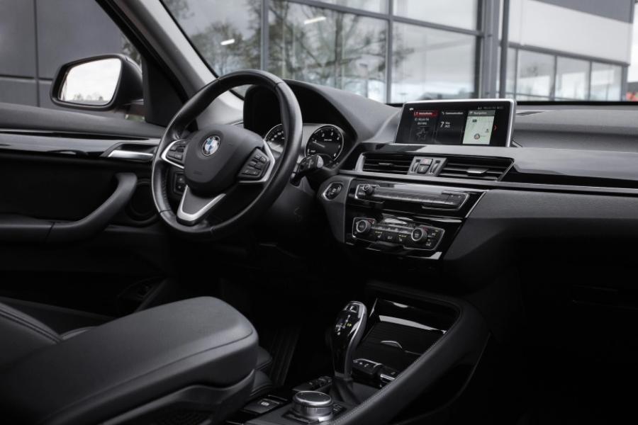 Melns BMW X1 2019 Rīga, ar dzinēja tilpumu 2.00 L un nobraukumu 95 tūkst. km par 18990 €, foto 55 vietnē AUTOMOTO.COM.LV