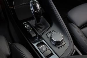 Melns BMW X1 2019 Rīga, ar dzinēja tilpumu 2.00 L un nobraukumu 95 tūkst. km par 18990 €, foto 60 vietnē AUTOMOTO.COM.LV