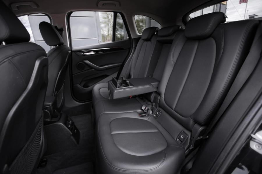 Melns BMW X1 2019 Rīga, ar dzinēja tilpumu 2.00 L un nobraukumu 95 tūkst. km par 18990 €, foto 64 vietnē AUTOMOTO.COM.LV