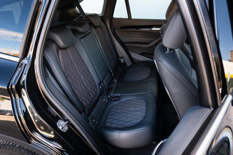 Melns BMW X1 2019 Rīga, ar dzinēja tilpumu 2.00 L un nobraukumu 140 tūkst. km par 20850 €, foto 8 vietnē AUTOMOTO.COM.LV