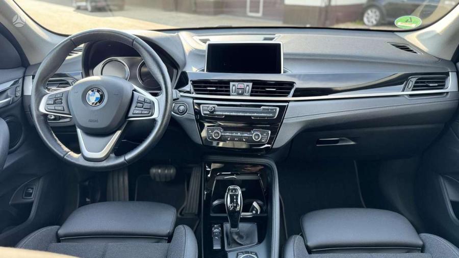 Black BMW X1 2019 in Telschi, with an engine capacity of 2.00 L and mileage of 156 thousand km for 15800 €, photo 15 on AUTOMOTO.COM.LV