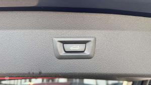 Black BMW X1 2019 in Telschi, with an engine capacity of 2.00 L and mileage of 156 thousand km for 15800 €, photo 35 on AUTOMOTO.COM.LV