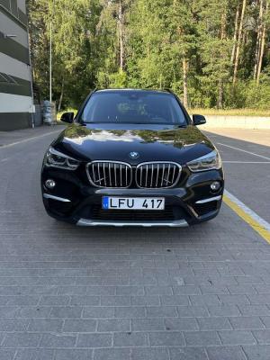Black BMW X1 2019 in Vilnius, with an engine capacity of 2.00 L and mileage of 104 thousand km for 15500 €, photo 7 on AUTOMOTO.COM.LV