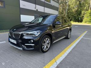 Black BMW X1 2019 in Vilnius, with an engine capacity of 2.00 L and mileage of 104 thousand km for 15500 €, photo 9 on AUTOMOTO.COM.LV