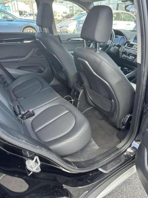 Black BMW X1 2019 in Vilnius, with an engine capacity of 2.00 L and mileage of 104 thousand km for 15500 €, photo 15 on AUTOMOTO.COM.LV