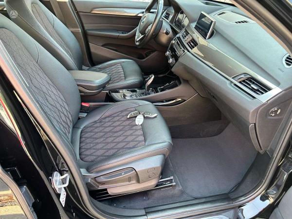 Black BMW X1 2019 in Panevezys, with an engine capacity of 2.00 L and mileage of 158 thousand km for 15900 €, photo 6 on AUTOMOTO.COM.LV