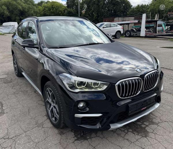 Black BMW X1 2019 in Panevezys, with an engine capacity of 2.00 L and mileage of 158 thousand km for 15900 €, photo 2 on AUTOMOTO.COM.LV