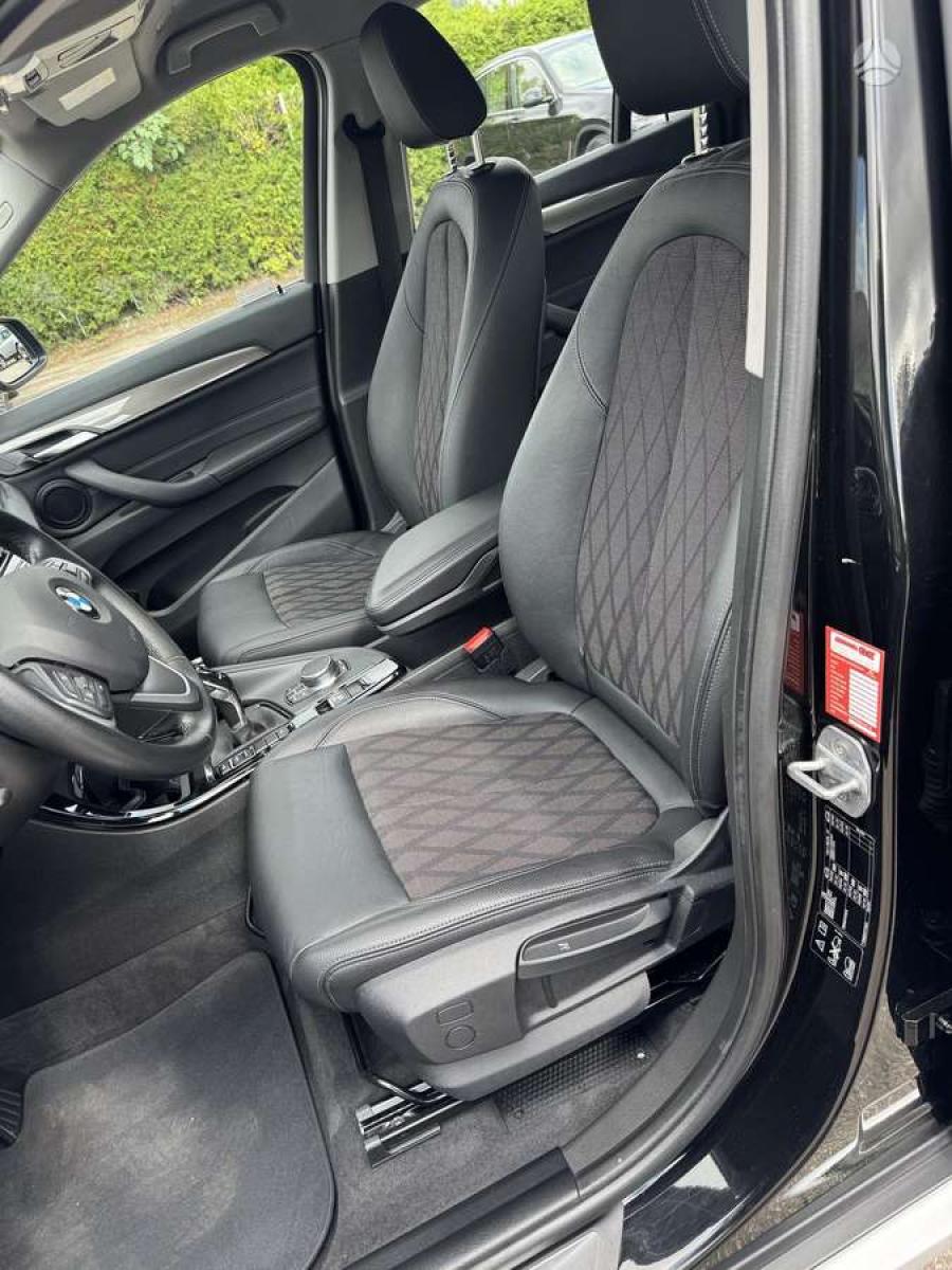 Melns BMW X1 2019 Panevēža, ar dzinēja tilpumu 2.00 L un nobraukumu 158 tūkst. km par 15900 €, foto 12 vietnē AUTOMOTO.COM.LV