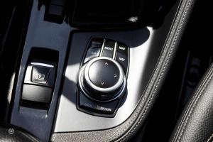 Melns BMW X1 2019 Kauņa, ar dzinēja tilpumu 2.00 L un nobraukumu 142 tūkst. km par 13800 €, foto 19 vietnē AUTOMOTO.COM.LV