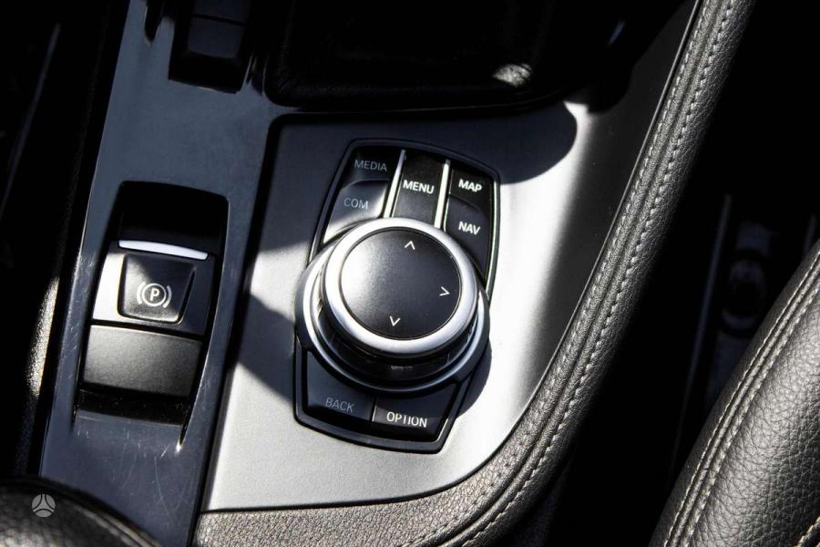 Melns BMW X1 2019 Kauņa, ar dzinēja tilpumu 2.00 L un nobraukumu 142 tūkst. km par 13800 €, foto 19 vietnē AUTOMOTO.COM.LV