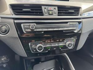 Melns BMW X1 2019 Panevēža, ar dzinēja tilpumu 2.00 L un nobraukumu 158 tūkst. km par 15500 €, foto 11 vietnē AUTOMOTO.COM.LV