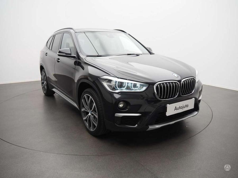 Melns BMW X1 2019 Viļņa, ar dzinēja tilpumu 2.00 L un nobraukumu 92 tūkst. km par 18500 €, foto 4 vietnē AUTOMOTO.COM.LV