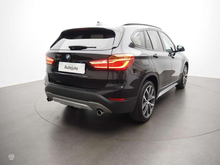 Melns BMW X1 2019 Viļņa, ar dzinēja tilpumu 2.00 L un nobraukumu 92 tūkst. km par 18500 €, foto 5 vietnē AUTOMOTO.COM.LV